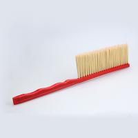 China One Row Plastic Handle Horsehair Bee Brushes For Beekeeping for sale