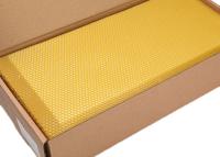 China Grade B 110g Beeswax Foundation Sheet for Beekeeping - Customizable Honeycomb Wax Sheet for sale