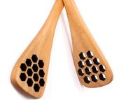China Hollow Out Honey Wooden Spoon Stirring Sticks Or Splash Bar High Quality for sale