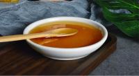 China 100% Pure Raw Natural Bee Honey with Amber Color and 76.5% Reduce Sugar for sale