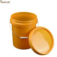 China White Yellow Plastic Honey Tank With Honey Gate for Honey Storage for sale