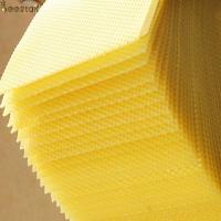 China Grade C Certified Organic Beeswax Good For Skin 70-110g for sale