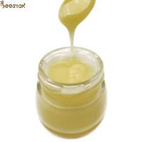 China 1.4% 1.6% 10-HDA Organic Fresh Royal Jelly Light Yellow Natural Bee Product for sale