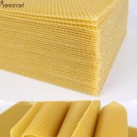 China 100% Pure Natural Beeswax Honeycomb Frame 70-110g for sale