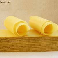 China 100% Pure Natural Beeswax Honeycomb Frame 70-110g for sale