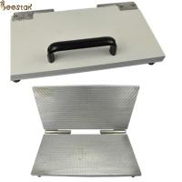 China Manual Beeswax Machine 420*270 mm Dandant Size Comb Foundation Machine for Beekeeping for sale