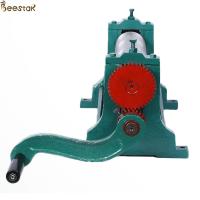 China Manual Stainless Steel Beeswax Sheet Making Machine with Customizable Size for Beeswax Foundation for sale