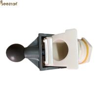 China High Quality Beekeeping Tools  food grade Apiculture ABS plastic honey gate for sale