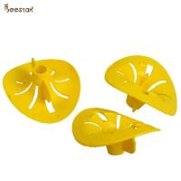China Plastic Simple Hornet Killer Honey Bee Catcher Beehive Accessories Insects Wasp Trap for sale