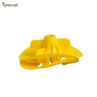 China Plastic Simple Hornet Killer Honey Bee Catcher Beehive Accessories Insects Wasp Trap for sale