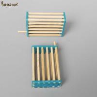 China Wholesale Beekeeping Tool Queen rearing Short Baboo Queen Bee Cage for Bee Farm for sale