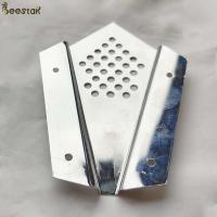 China High Quality Beekeeping Tools Apiculture Metal corner Bee Escape board for beehive for sale