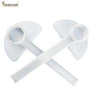 China Plastic Bee Hive Entrance Feeder Beehive Accessories For Beekeeping for sale