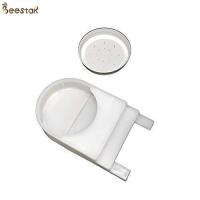 China Apiculture Beehive Accessories PP Plastic Bee water Feeder Beekeeping Equipment for sale