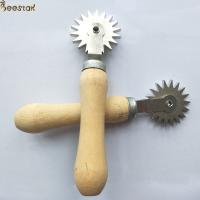 China Beekeeping Tool wooden handle Frame Manual Wheel Type Wire Embedder for beekeeping for sale