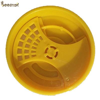 China Apiculture Beehive Accessories Plastic Bee Escape Round Disc Beehive Entrance Gate for sale