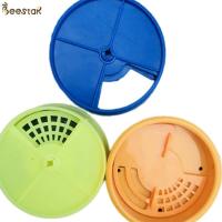 China Apiculture Beehive Accessories Plastic Bee Escape Round Disc Beehive Entrance Gate for sale
