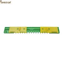 China Apiculture Equipment Beehive Accessories Bee Box Door Plastic Beehive Entrance Gate for sale