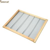China Bee Queen Excluder Beehive And Frame For Net Gri Gardening Beekeeper Metal Queen Excluder for sale