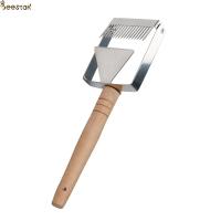 China Small Wooden Handle Honey Uncapping Tools 17 Needles Uncapping Fork for sale