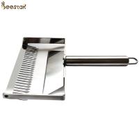 China Hive Tools Beekeeping Equipment Honey Uncapping Fork 26 Needles SS Handle for sale