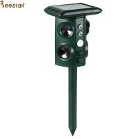 China Outdoor Indoor Beekeeping Equipment Solar Powered Animal Repellent For Garden for sale