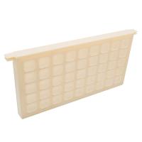 China Plastic Queen Bees Storage Box with 45 Queen Bees Capacity for Beekeeping Equipment for sale