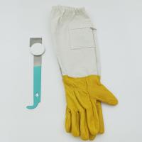China Customizable Beekeeping Tool with Magnetic Attachment and Multi-tool Combination for Beekeepers for sale