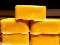 China Pure Yellow Organic Beeswax Blocks Grade A Bees Products for sale