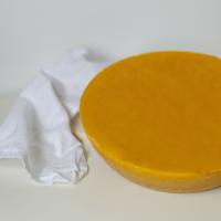 China Beekeeping Yellow Organic Pure Natural Beeswax 100% pure Beeswax Block for sale