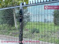 China 358 Anti climb High Security Fencing | Anti cut mesh panel | Welded Wire Fence with Razor Spike Topping - HeslyFence for sale