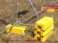 China Yellow Color Temporary Fence Feet Injection Molding | China Temp Fence Feet Supplier for sale