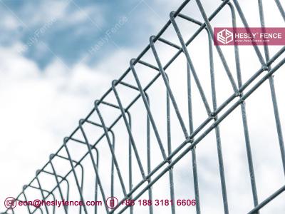 China BRC Welded Wire Mesh Fence | Roll Top and Roll Bottom | 50X150mm hole | 5.0mm Wire Thickness | HeslyFence, China for sale