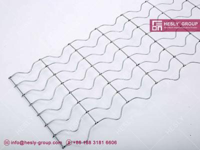 China Offshore Pipeline Counterweight Welded Wire Mesh Hole Size 25.4mmx67mm Spot Welded Pipeline Steel Mesh for sale