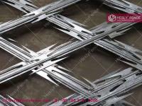 China 150X300mm Rhombus Hole Welded Razor Mesh Fencing, 2.1m height by 6m BTO-30 razor blade, China Razor Wire Fencing factory for sale