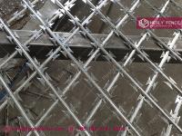 China 150X300mm Rhombus Hole Welded Razor Mesh Fencing, 2.1m height by 6m BTO-30 razor blade, China Razor Wire Fencing factory for sale
