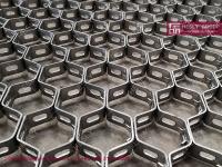 China AISI 310S Hex Mesh with lances 1” and ¾” thick | China Manufacturer for sale