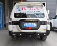 China Q235 MITSUBISHI Pajero Rear Bumper 4x4 V93 V97 2001-2018 for sale