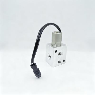 China 417-18-3111 Solenoid Valve Assembly for WA150 WA200 WA250 WA320 Loaders 24V for sale