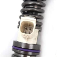 China Fuel Injector Nozzle BEBE4J01001 BEBE4N01001 21582103 7421582103 21207143 for sale