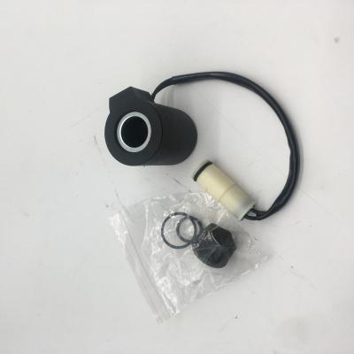 China EC210 EC210B Excavator Solenoid Coil 14527267 24V ISO9001 New for sale