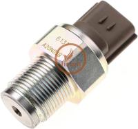 China Fuel Rail Pressure Sensor OEM 499000-6131 499000-6130 8-98119790-0 for Excavator for sale