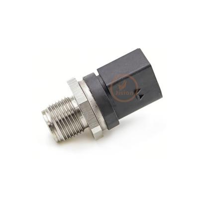 China High Quality Fuel Pressure Sensor 940780670024 55PP26-02 0261545051 for Excavator for sale
