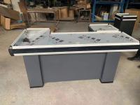 China Heavy Duty Supermarket Checkout Counter For Grocery Store Shelves for sale