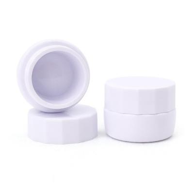 China 5g PP Cosmetic Cream Jar - Round Plastic Packaging Container for Skincare Products (MC-P-513) for sale