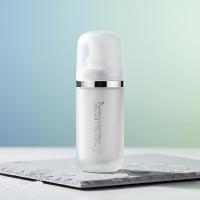 China 15-30ml Pill Shape Airless Bottles for Pharmaceutical Skincare Serum Packaging MC-246 for sale