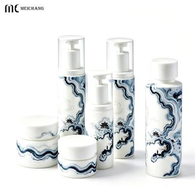 China Blue & White Oriental Design Light-Blocking Glass Skincare Bottle with UV Protection Coating and Customizable Decoration for sale