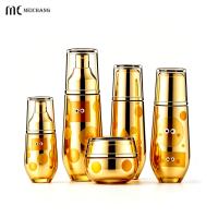 China 30g/50g/30ml/100ml/120ml Curved Teardrop Oval Glass Skincare Packaging Set with Silver Plated Pump Caps(MC-332) for sale
