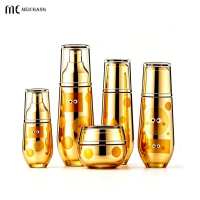 China 30g/50g/30ml/100ml/120ml Curved Teardrop Oval Glass Skincare Packaging Set with Silver Plated Pump Caps(MC-332) for sale