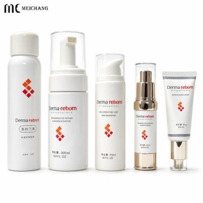 China 15ml 30ml 50ml 100ml Custom Skincare Packaging Set | Factory Direct Plastic Cosmetic Bottles & Containers(MC-334) for sale